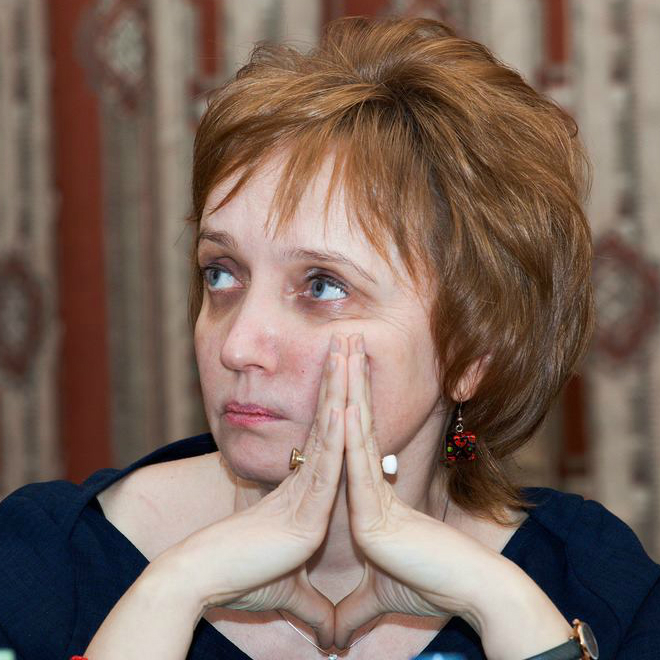 ЕЛЕНА ИСАЕВА – CORONAVERSE